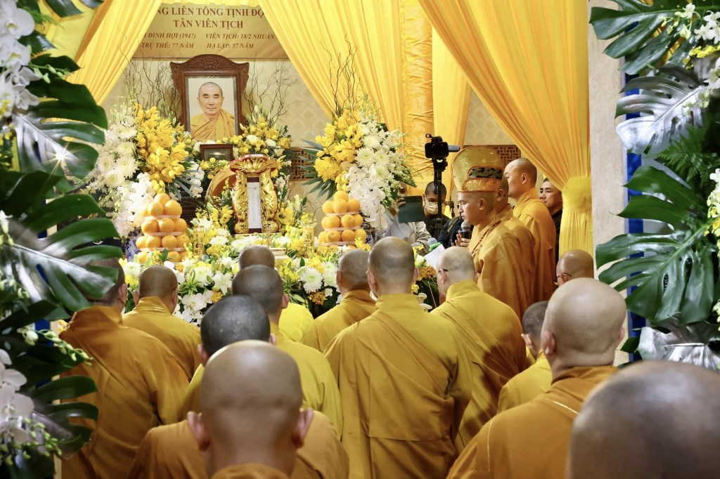 Lễ nhập kim quan Trưởng lão Hòa thượng Thích Giác Quang